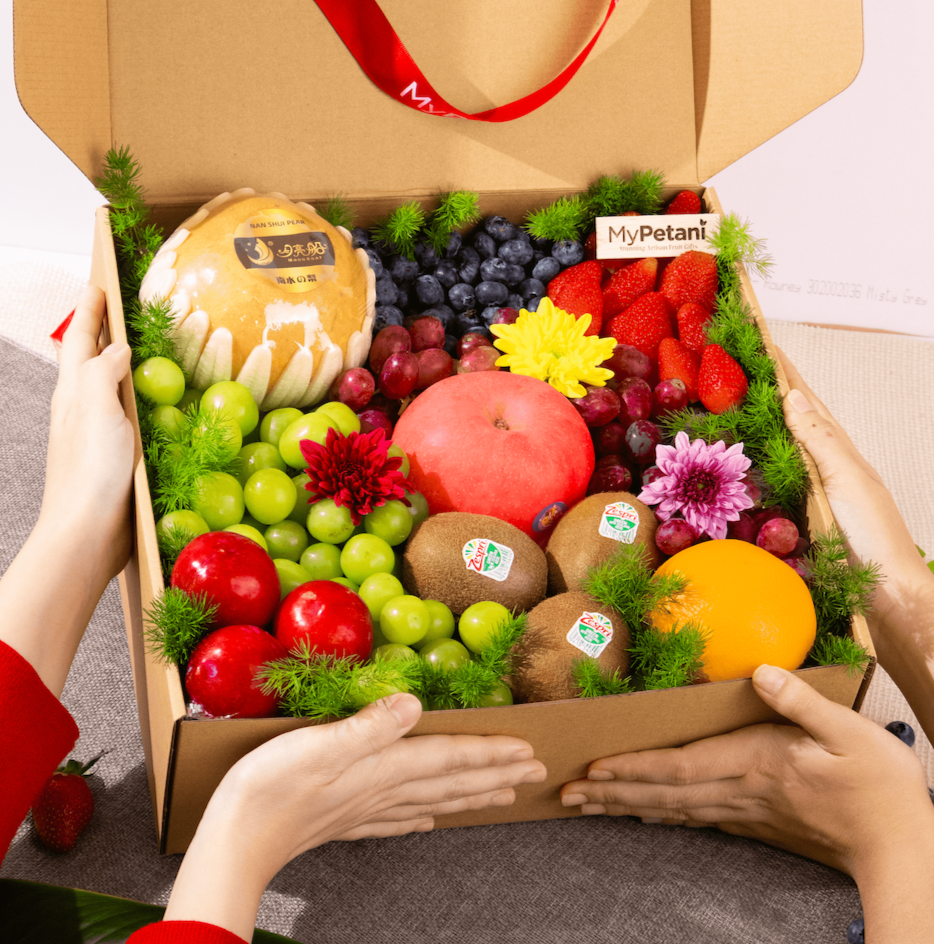 Gua Musang Suria Lush Fruit Box [L]